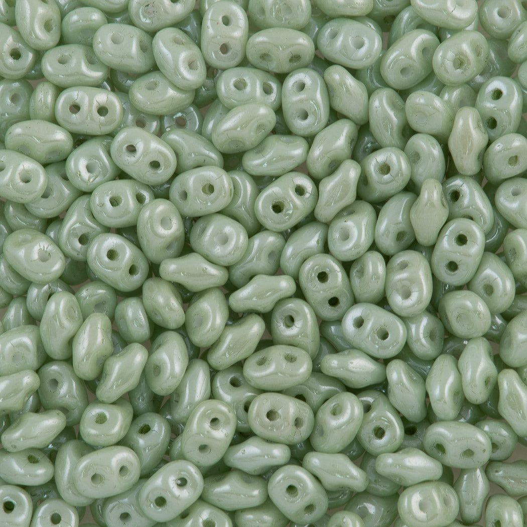 Super Duo 2x5mm Two Hole Beads Prairie Green Luster 22g Tube (14457 ...